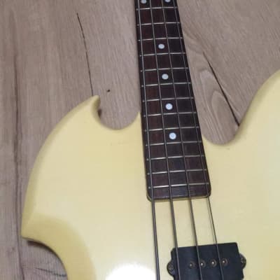 B.C. Rich Mockingbird 1980 - Vintage White | Reverb