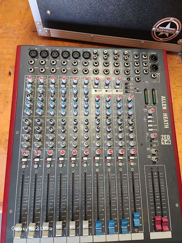 ALLEN AND HEATH ZED 14 Zed 14 2000s? | Reverb