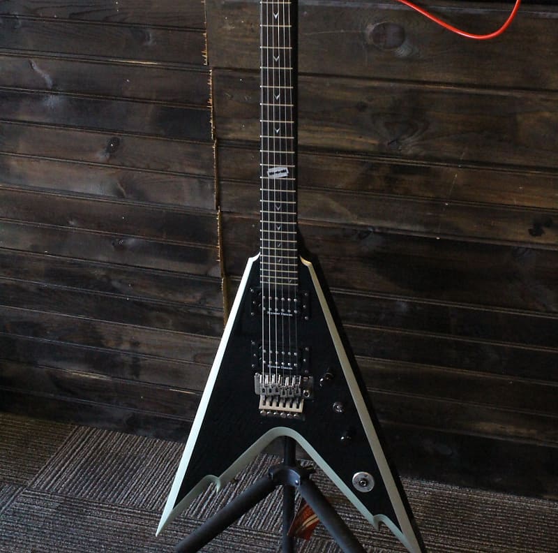 2007 Dean Razorback V Standard - Black/Grey w/OHSC | Reverb