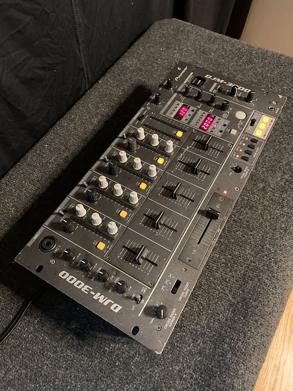 Pioneer DJM-3000 4-Channel Professional Mixer | Reverb