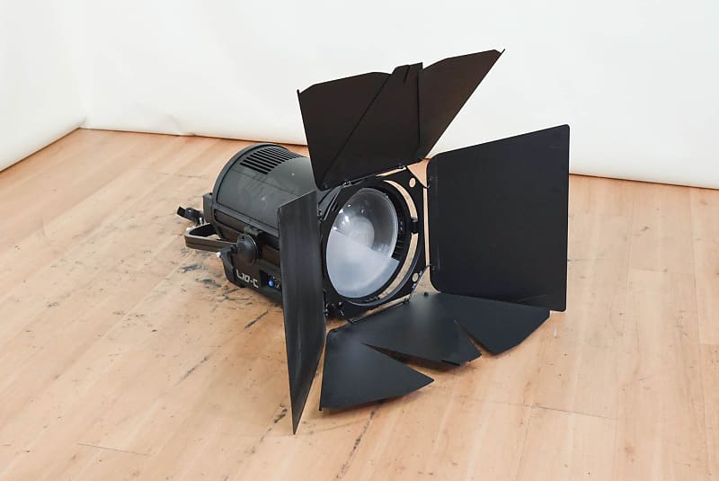 ARRI L10-C Color LED Pole-Operated Fresnel (NO POWER SUPPLY) | Reverb