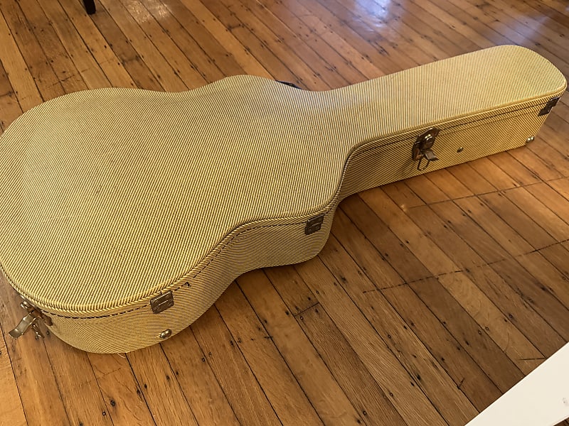 TKL - 00 Classical Acoustic Guitar Hard Shell Case Tweed HSC TKL - 00 Classical Acoustic Guitar Hard Shell Case Tweed HSC