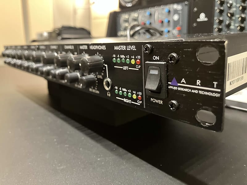 ART MX822 8-Channel Line Mixer with Effects Loop Reverb | Reverb