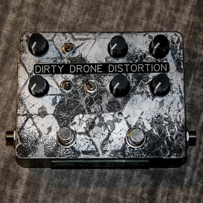 METSÄÄN DIRTY DRONE DISTORTION - a doom drone | Reverb Deutschland
