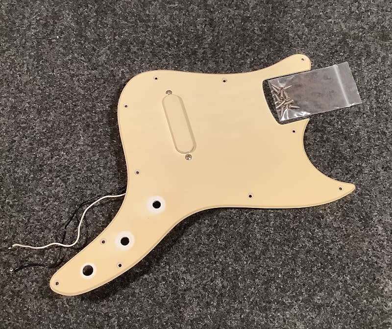 Squier Bronco Bass Pickguard/Pickup 2013 | Reverb
