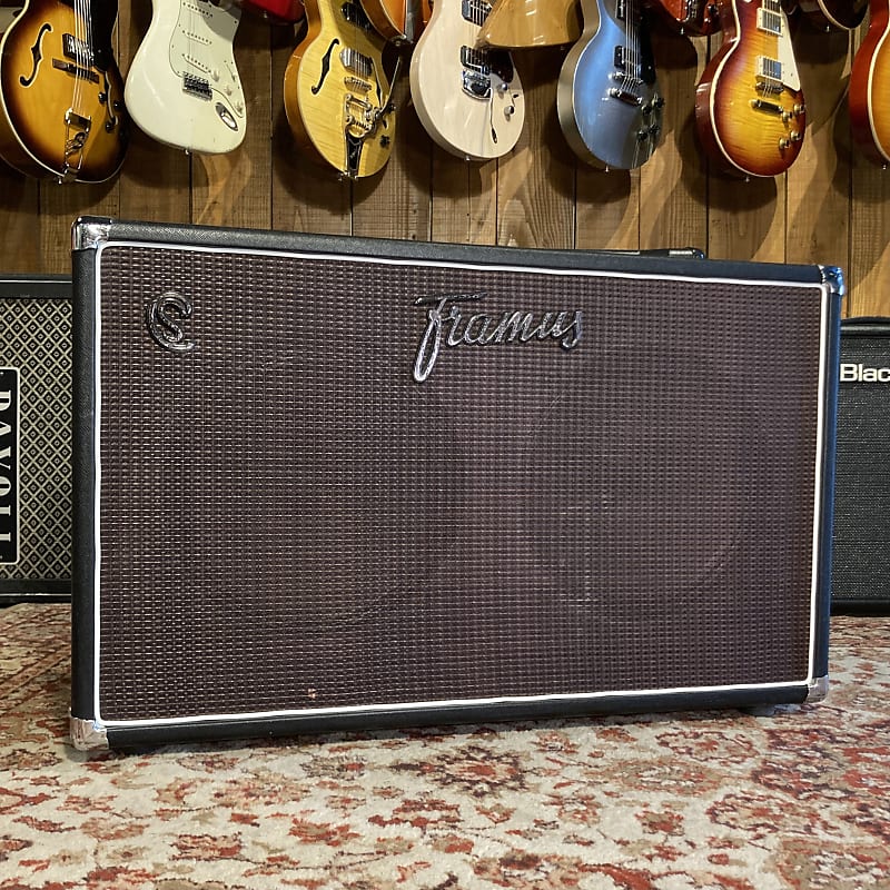 Framus 2x12 V30 | Reverb