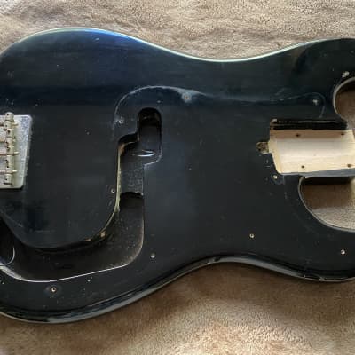 Fender Squier Bullet Bass body/pickguard 1984 - Black | Reverb