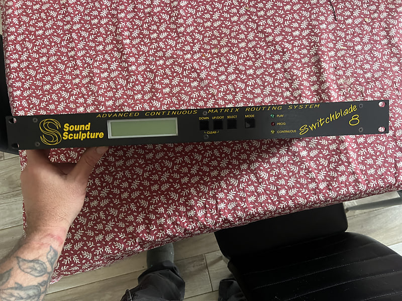 Sound Sculpture Switchblade 8 - Black | Reverb