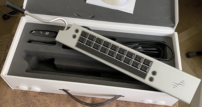 EIGENHARP PICO | Reverb