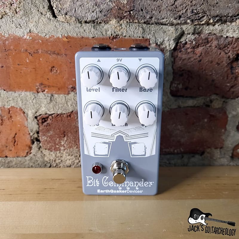 EarthQuaker Devices Bit Commander (Analog Octave Synth) | Reverb