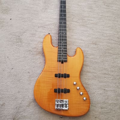 Modulus VJ4 1999 | Reverb