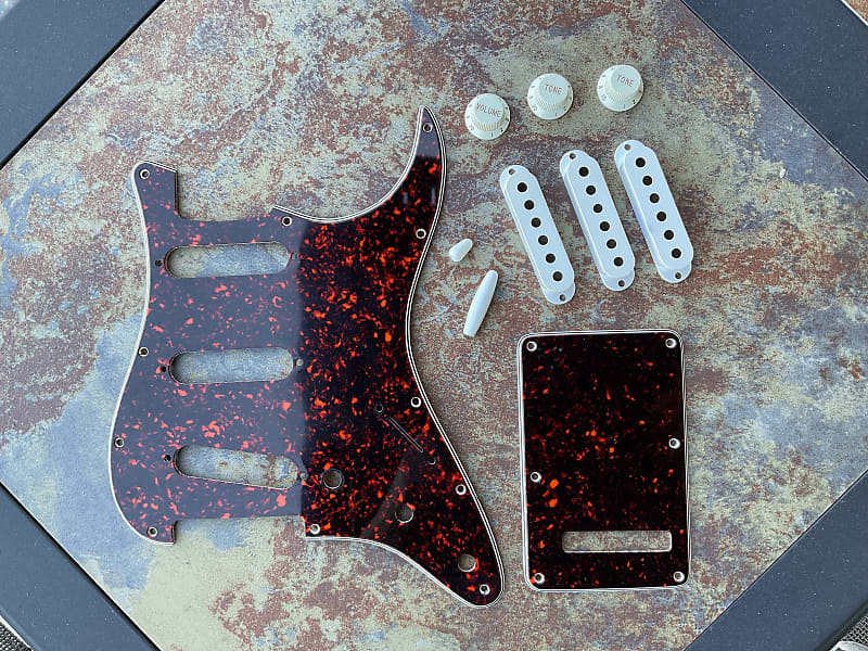 Fender Stratocaster Tortoise Shell 11 hole SSS Pickguard & | Reverb