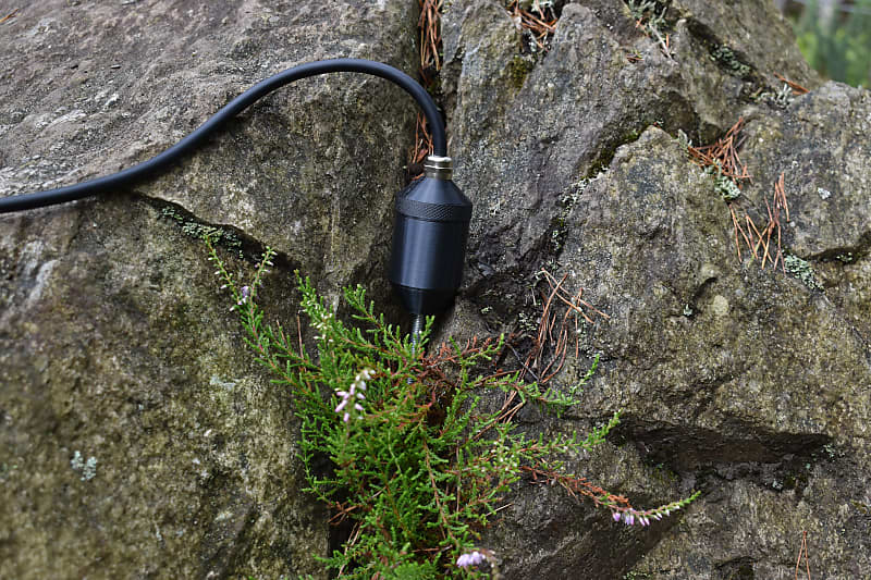 EarthPhone - Discreet Archive Geophone, Seismic Microphone | Reverb