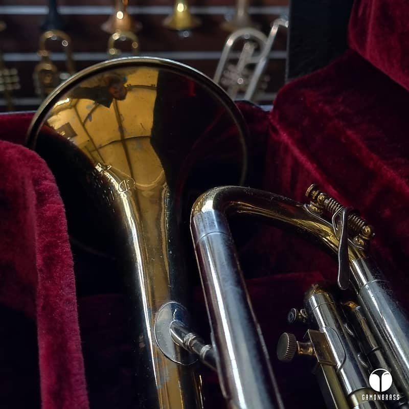 Beautiful Olds Standard trumpet case mouthpiece #1 | Reverb UK