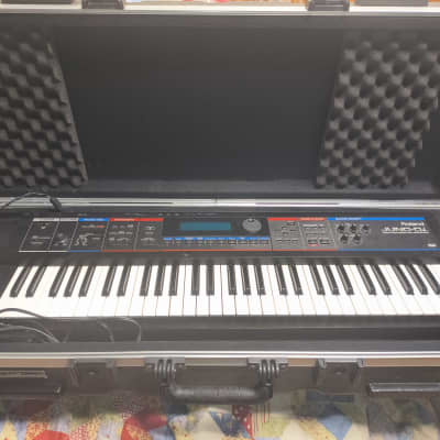 Roland Juno Di 61-Key Synthesizer 2010s - Black with Road | Reverb