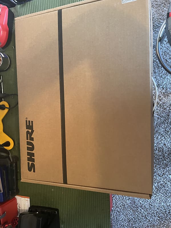 Shure ULXD4D -G50 dual channel Digital wireless receiver 2023 | Reverb