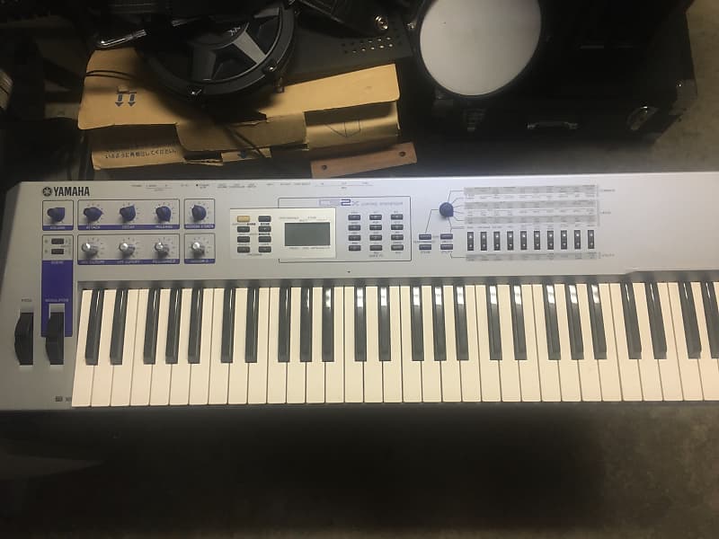 Yamaha CS-2X 1990’s Silver/Blue Trim | Reverb