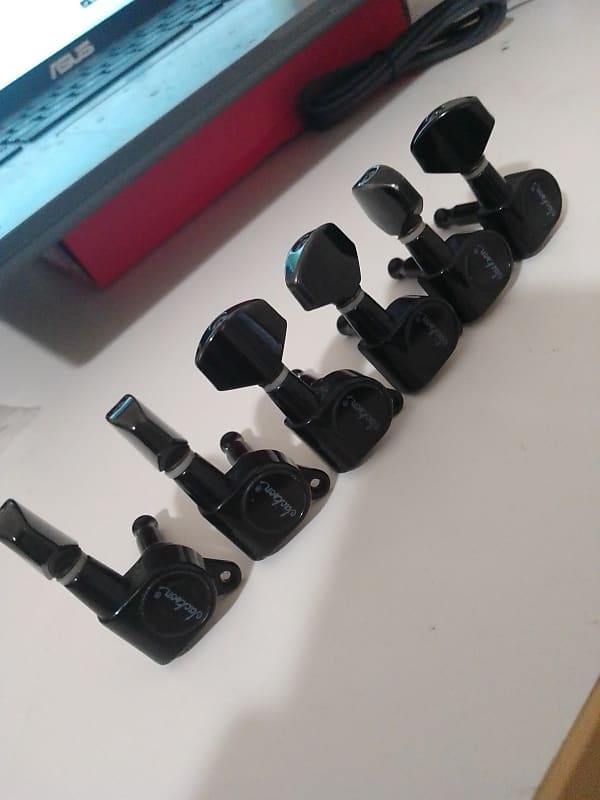 Jackson 6 inline tuners 2002 - Black | Reverb