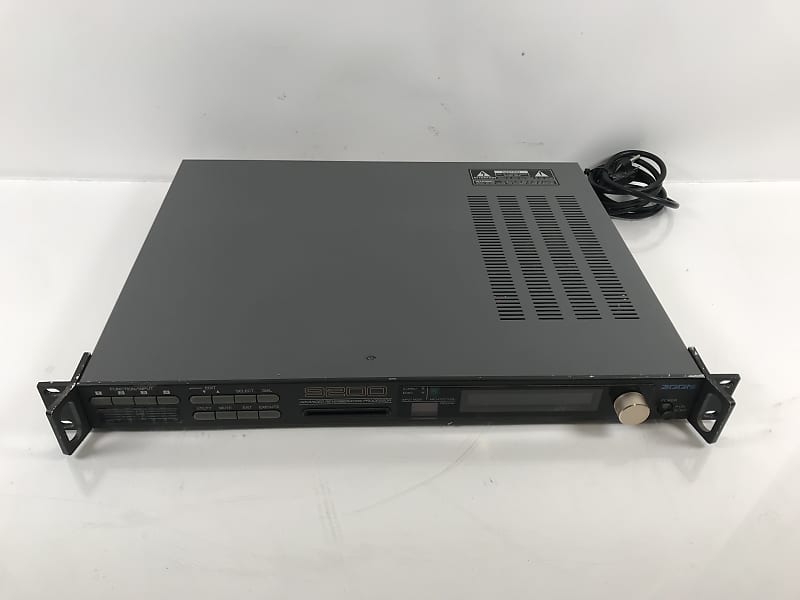 Zoom 9200 Advanced Reverberation Processor | Reverb