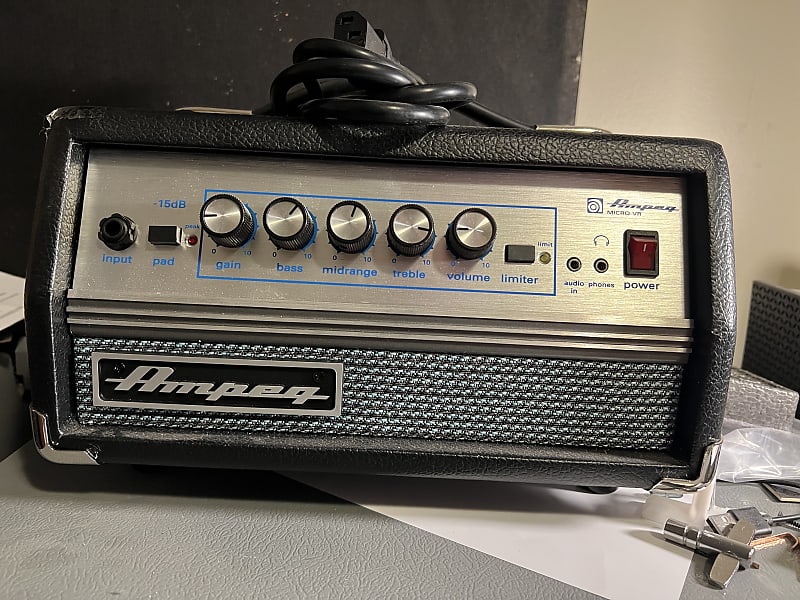 Ampeg Micro VR 200-Watt Compact Solid State Bass Amp Head | Reverb