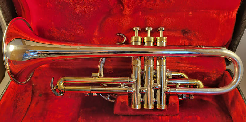 Conn Connstellation Cornet 1970 Silver with Bach Silver Bell | Reverb