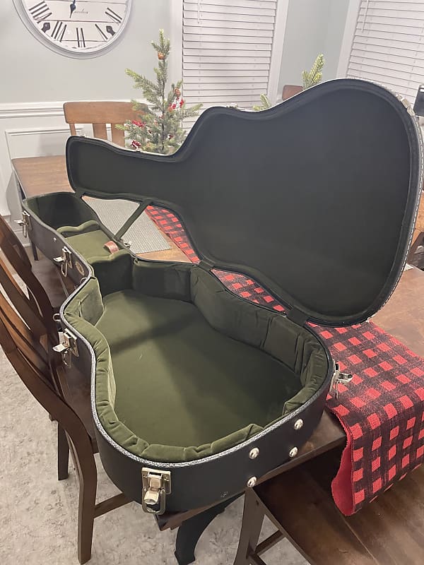 Collings D2H original TKL case | Reverb