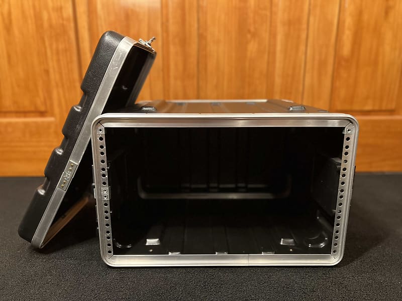 SKB 6 Unit Effects Rack Mount Case | Reverb