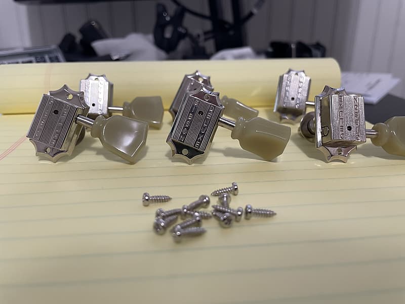 Gibson Deluxe Vintage Style Tuner Set | Reverb