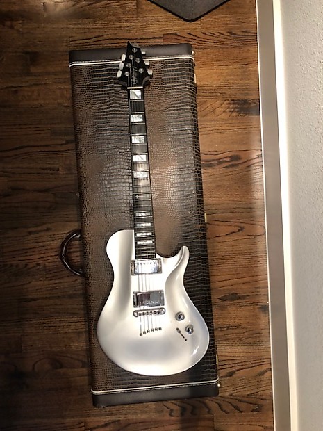 Warrior Isabella 2008 Atomic Silver w/ Rosewood Fretboard | Reverb