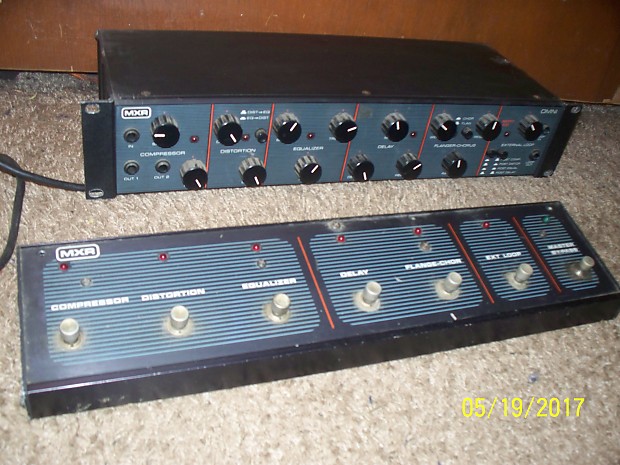 MXR Omni Rack Unit 5 effects w foot switch | Reverb