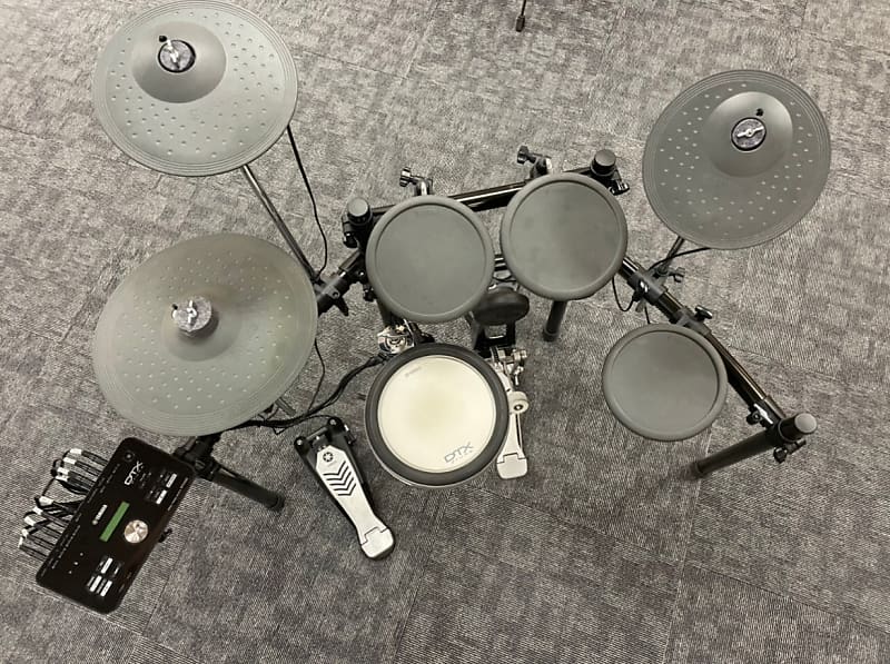 Pre-Owned Yamaha DTX502 Electronic Drum Kit | Reverb