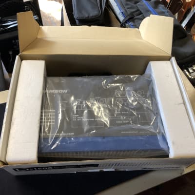Samson D-1500 + D-2500 RTA / Spectrum Analyzer / EQ et | Reverb France