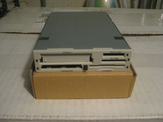 SCM Microsystems PCD-50B - Card Reader for SCSI samplers | Reverb