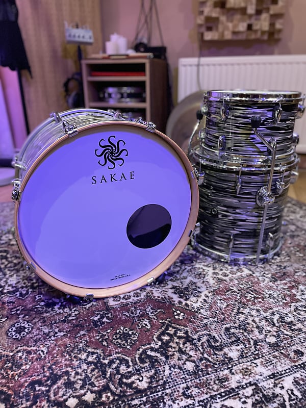 Sakae Trilogy 3pc Shell Set Drum Kit in Blue Oyster (20, | Reverb UK