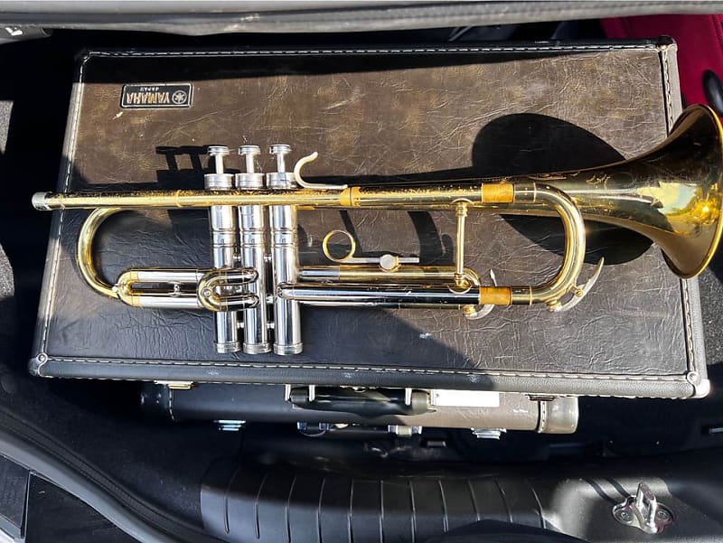 Vintage 1961 Conn 22B Victor - Lacquer / Nickel Silver | Reverb