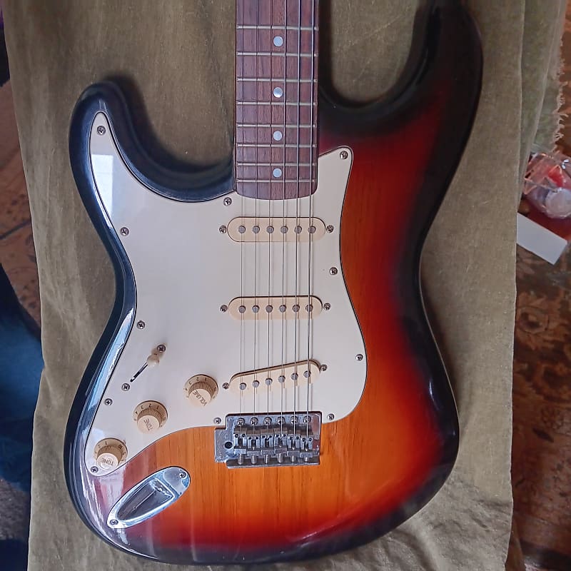 Johnson by AXL Left Handed Strat style Mid 90's - Tobacco | Reverb