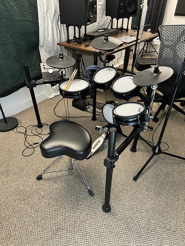 Alesis Command Mesh Special Edition Bundle! 2023 - White | Reverb