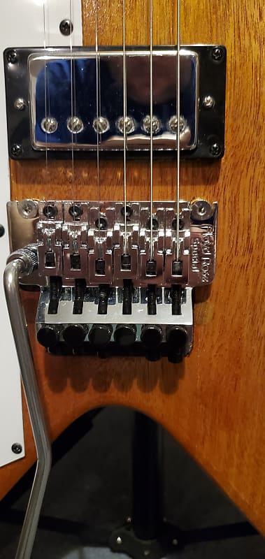 Left handed flying v - floyd rose, amber mahogany | Reverb