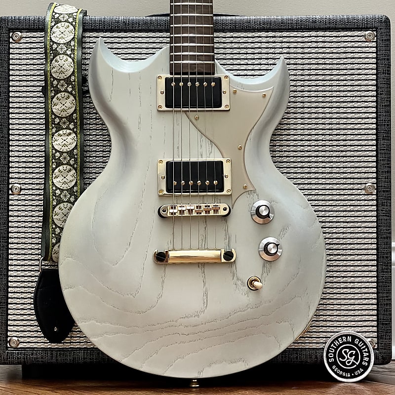 Dunable Minotaur Pearl White w/ Colorshift Gold Pickguard | Reverb