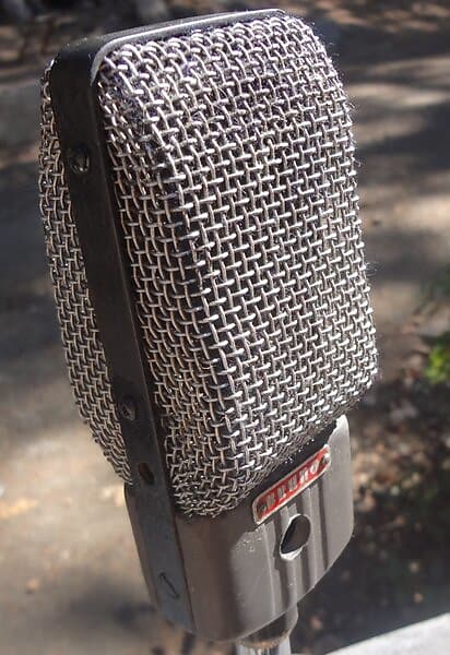 Bruno VS Ribbon Velocity Microphone | Reverb