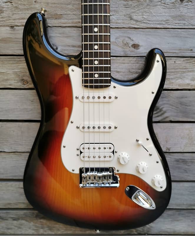 Fender Stratocaster Made in USA 2017 HSS Sunburst | Reverb