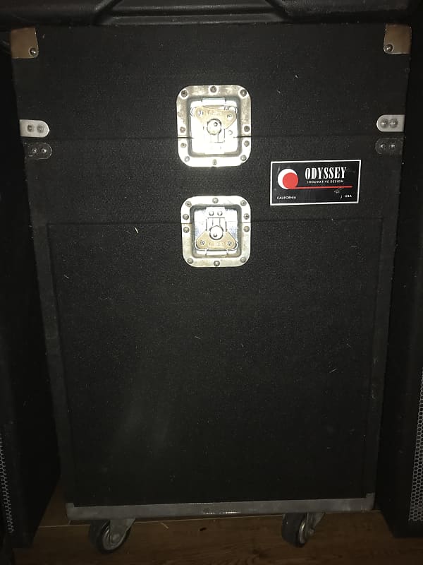 Odyssey Mixer Top 10 Space Rack Black | Reverb