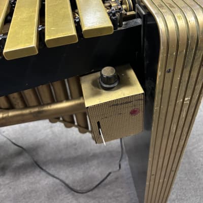 Deegan Vintage Aurora II Vibraharp No. 1100 1960's - Gold | Reverb