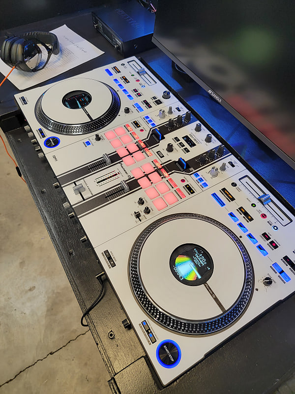Pioneer DDJ Rev7 White | Reverb