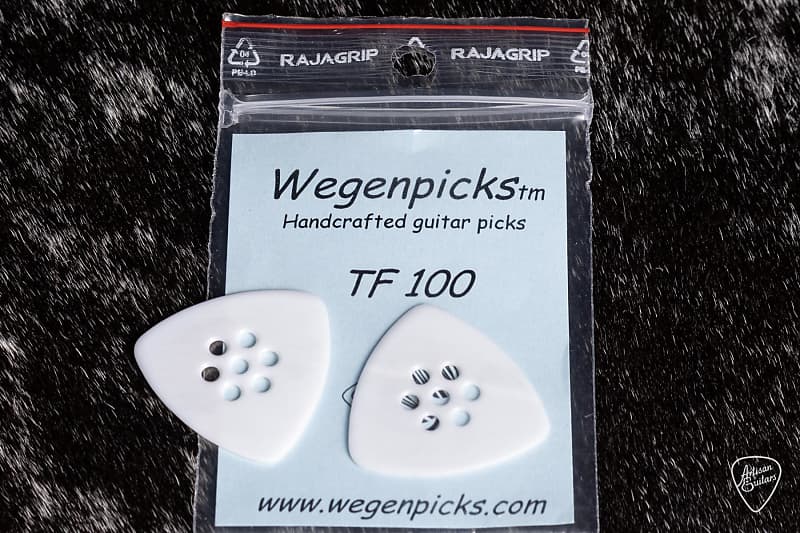 Wegenpicks TF100 Triangular Pick 1 mm Set of 2 in White | Reverb