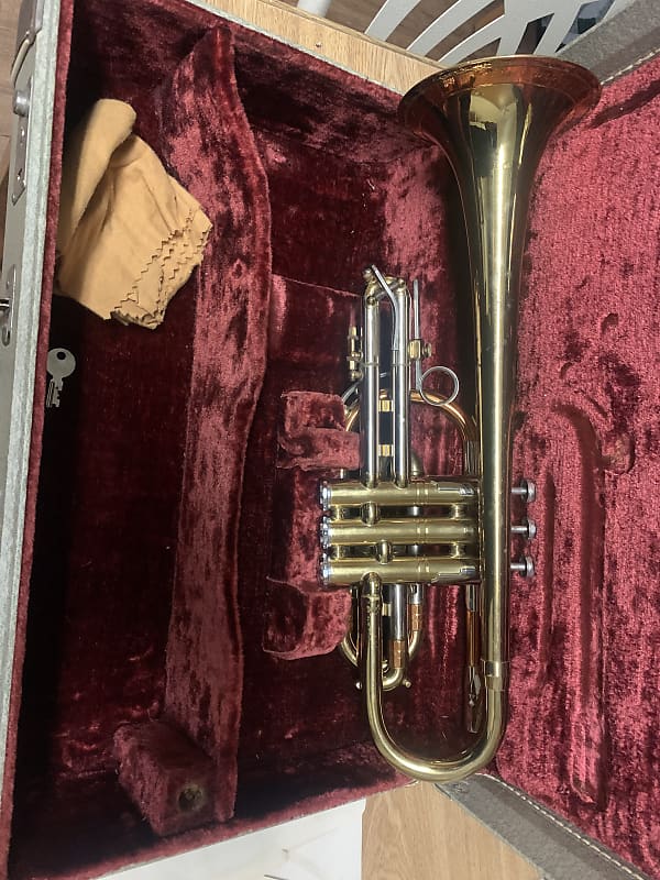 Getzen Super Deluxe Tone Balanced vintage cornet amazing | Reverb