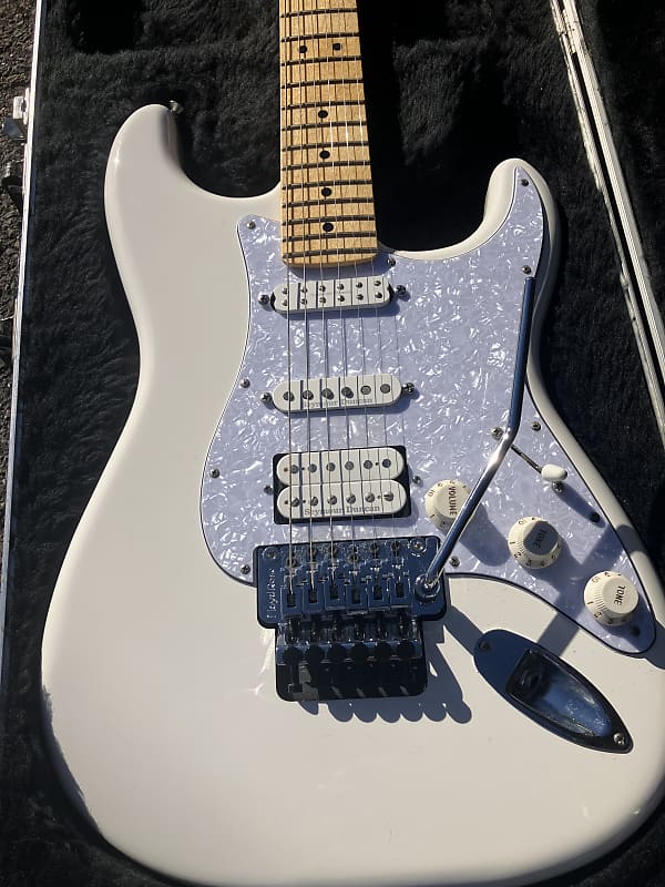 Fender Super Strat | Reverb