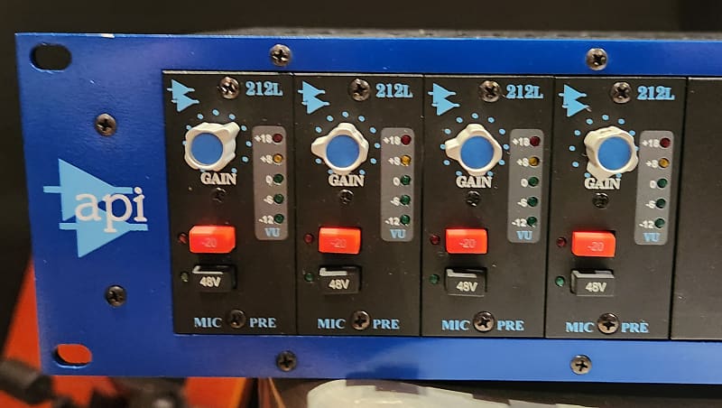 API L200R with 5 x 212L's and 2 x 235L's 2022 | Reverb