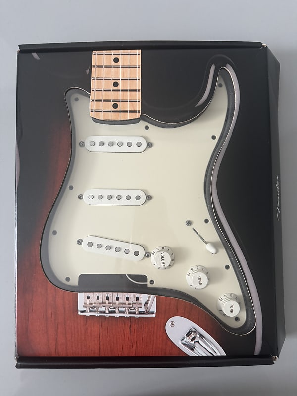 Fender Stratocaster delta tone pick-guard | Reverb UK