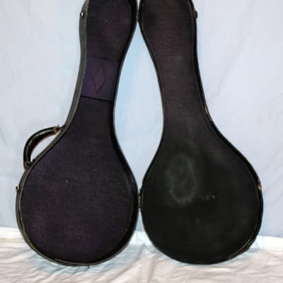 unbranded TWO vintage mandolin cases (40's -60's) | Reverb